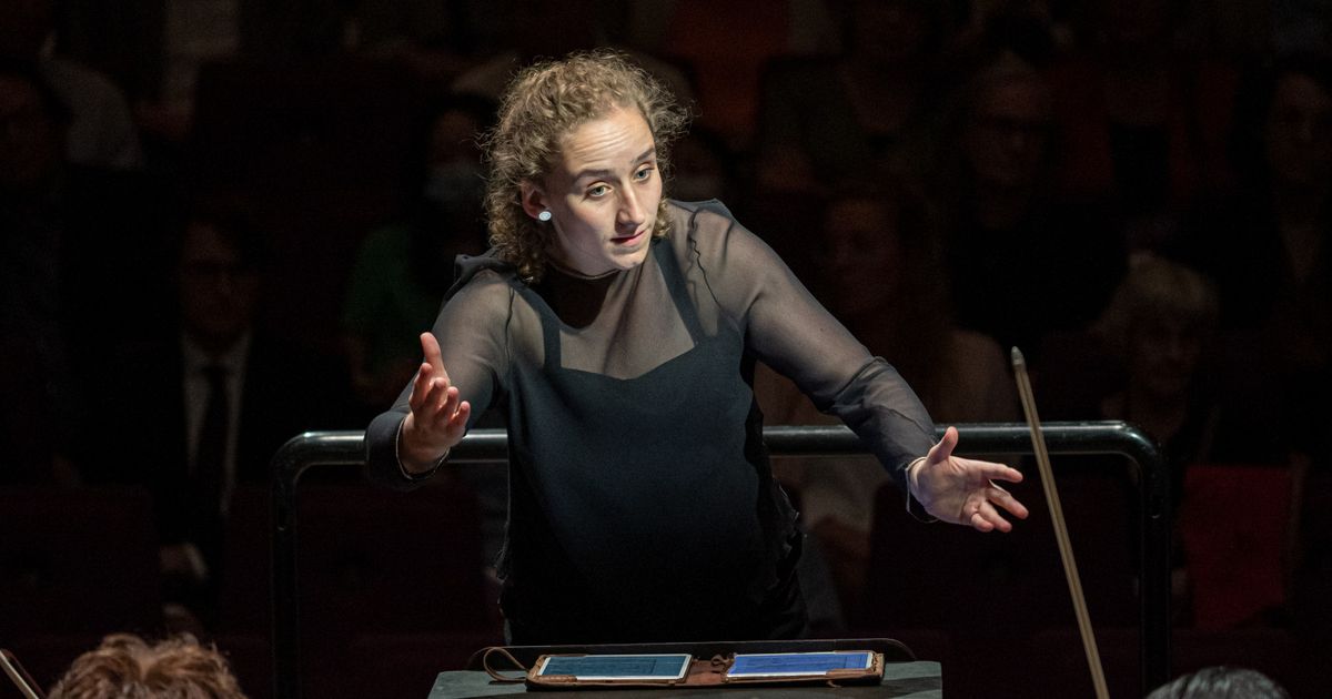 Chloe Rooke: ‘Ik wil een familielid van het orkest zijn’ | Amare ...